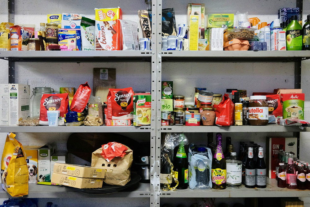 Essential Refrigerator Foods List: Fridge Stocking Guide